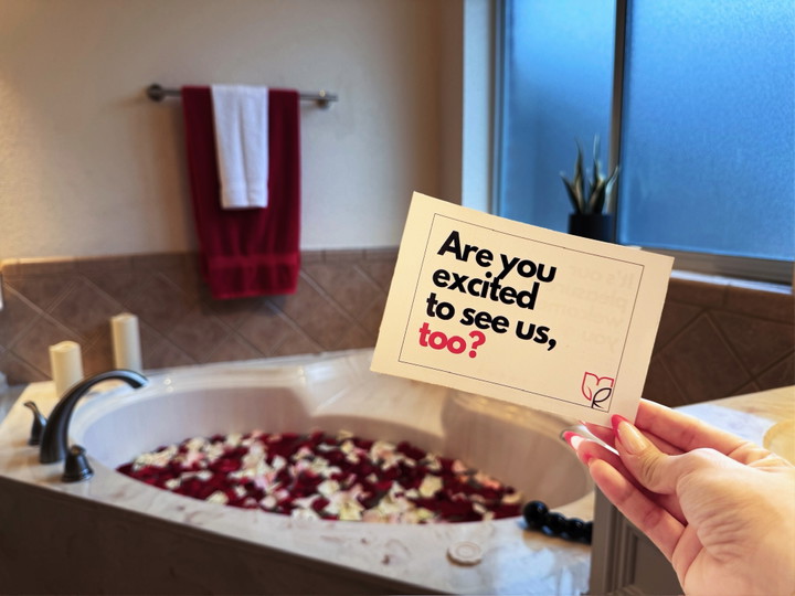 Red Chamber Tx | King Spa & Couples Retreat - Killeen, TX