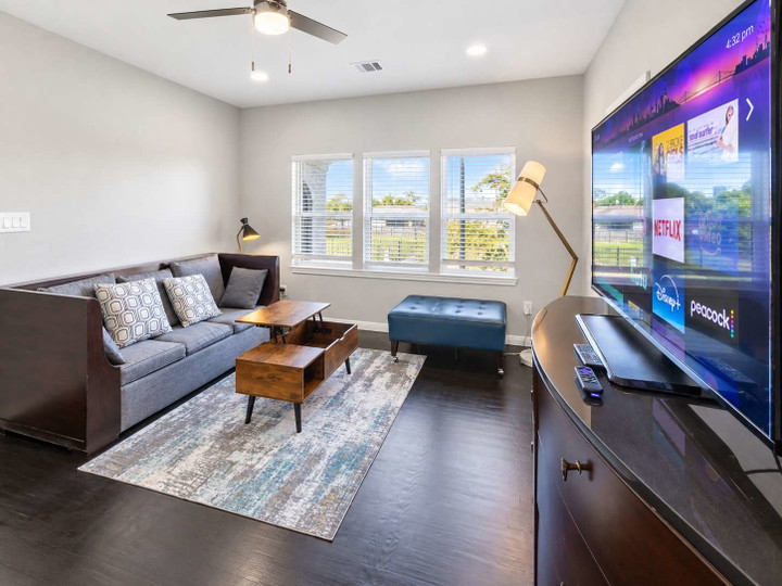 2br Loft Near Tsu And Med Center I In-unit Laundry I Third Ward Houston 3 - Houston, TX