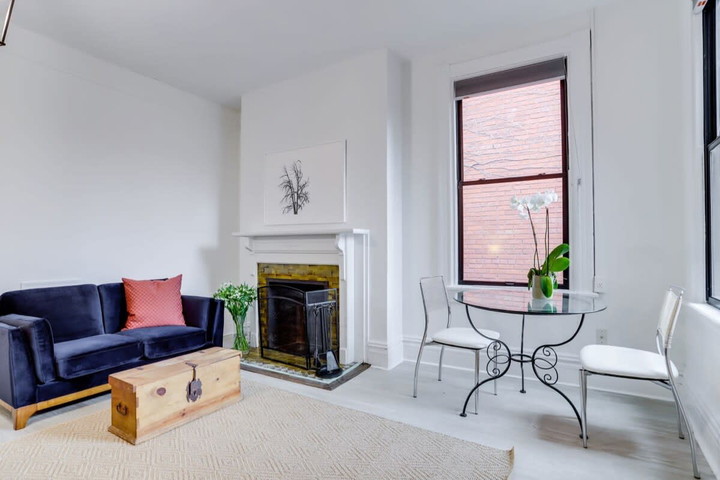 Sojourn On R | Studio | Pets Welcome - Washington, DC