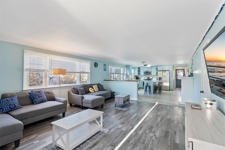 Renovated 3 Br In The Heart Of The Wildwood Crest - Wildwood, NJ