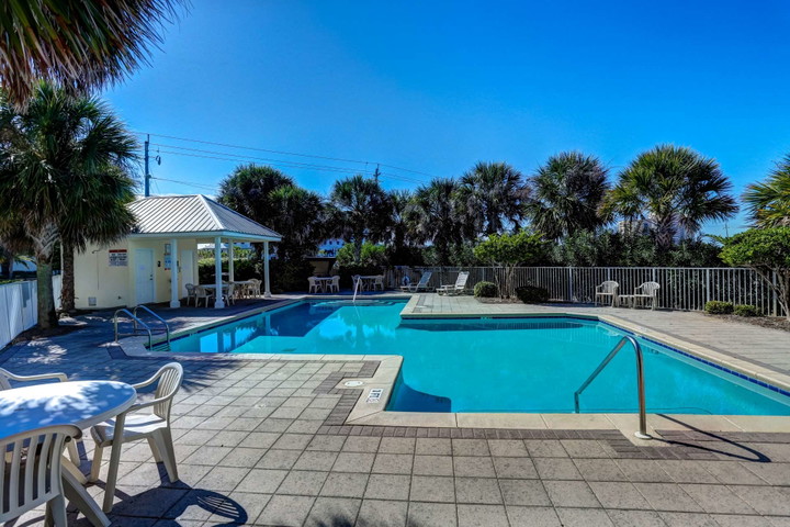 Gulf Island Condos Unit 722 - Navarre Beach, FL