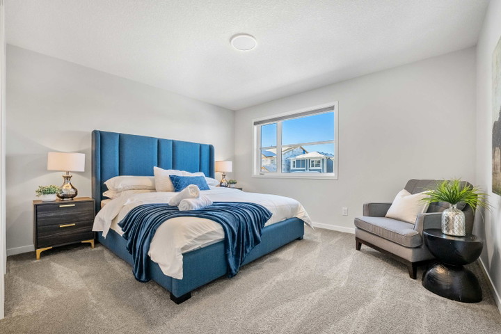 Livingston House + Free Parking + Yyc 15 Min - Canada
