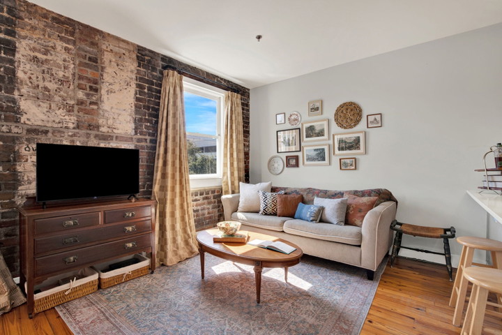 Heated Pool Access | Broughton Street Rental - Savannah, GA