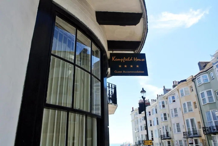 Kempfield House Hotel - Hove