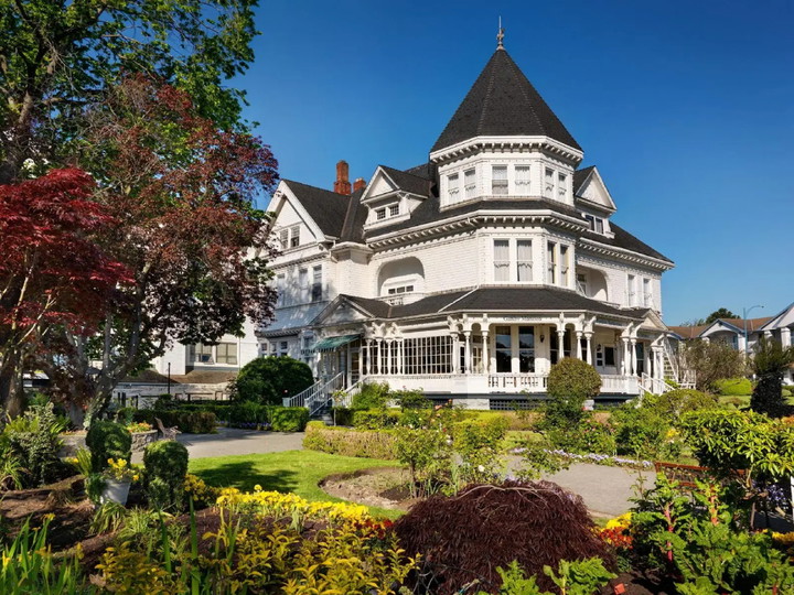 Pendray Inn & Tea House - Victoria