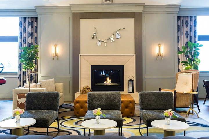 Delamar West Hartford - New Britain, CT