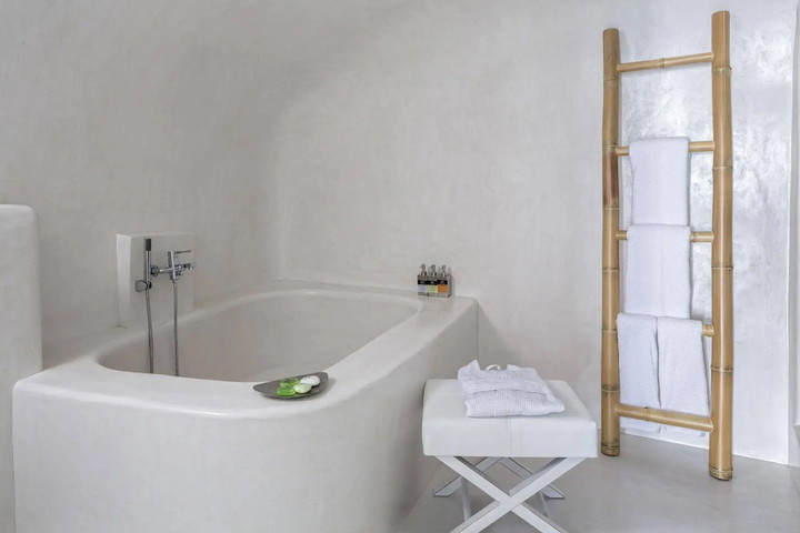 Charisma Suites - Oia