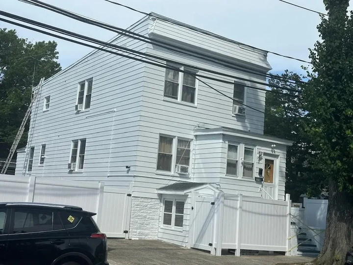 Divine Villa & Resorts Guest House - Chatham, NJ