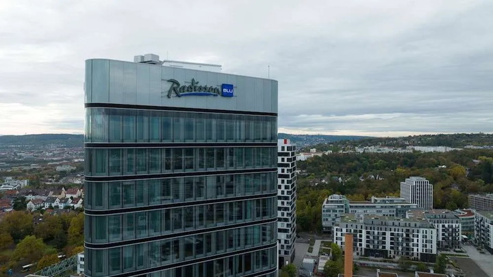 Radisson Blu Hotel At Porsche Design Tower Stuttgart - Stuttgart