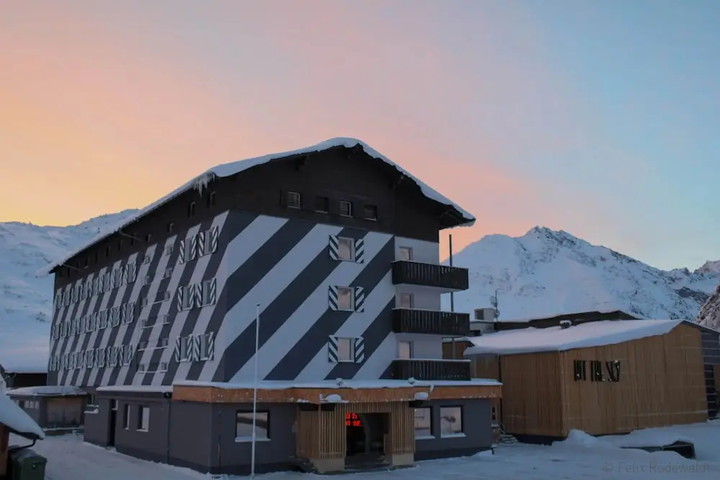 Hit The Sky - Saint Anton am Arlberg