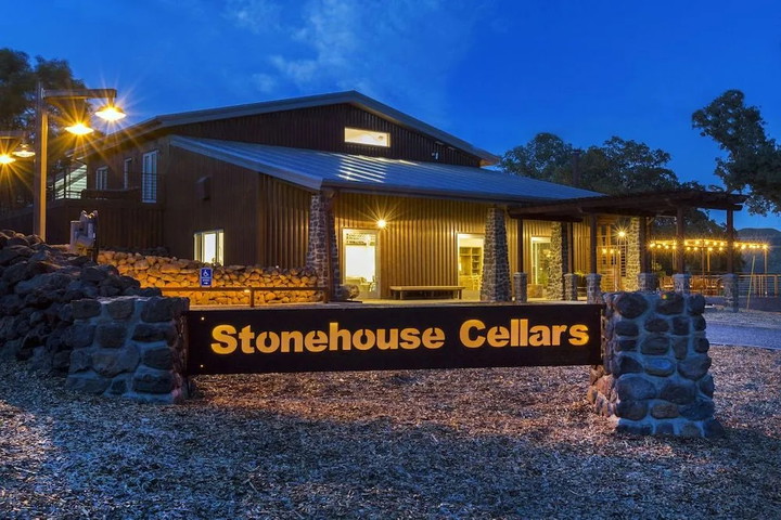 Bed & Barrel At Stonehouse Cellars - California