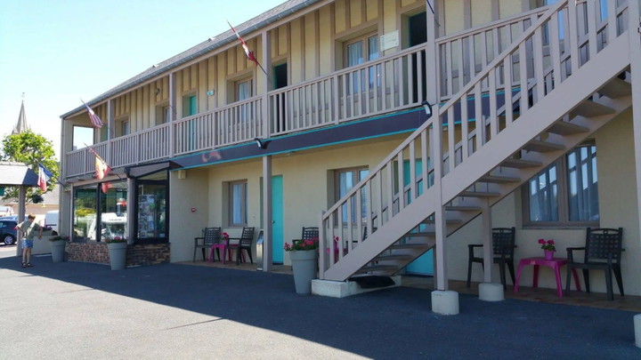 Hotel L'idéal Le Mountbatten - Arromanches-les-Bains