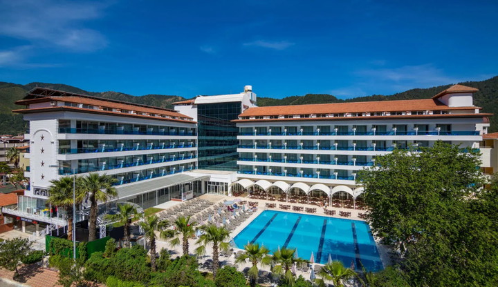L’etoile Beach Hotel - İçmeler
