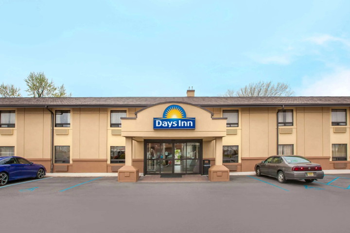 Econo Lodge Woodbridge - Edison, NJ