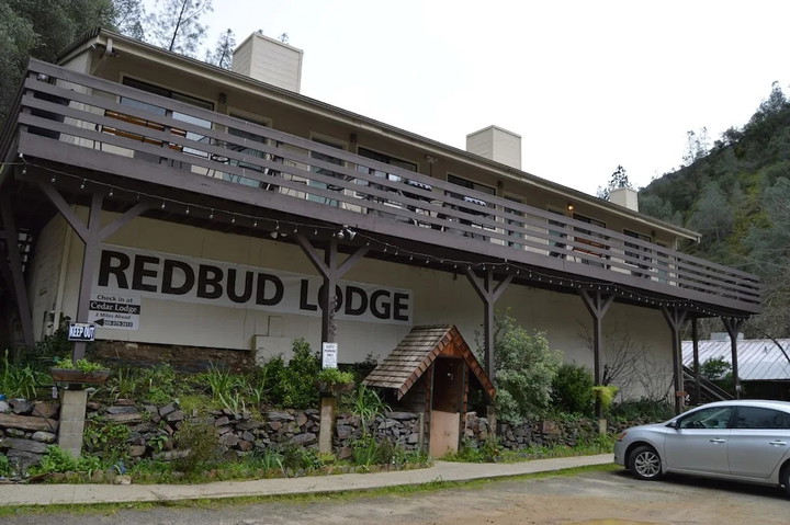 Red Bud Lodge - Yosemite National Park, CA