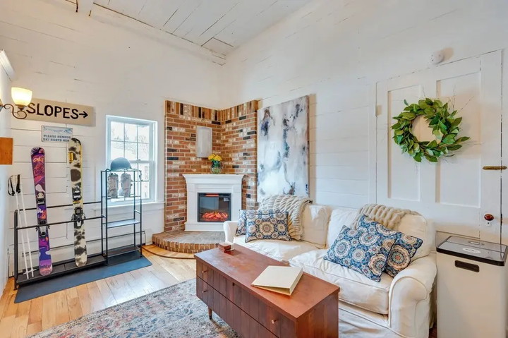 1 Mi To Cranmore Mountain: Charming Conway Apt! - North Conway, NH