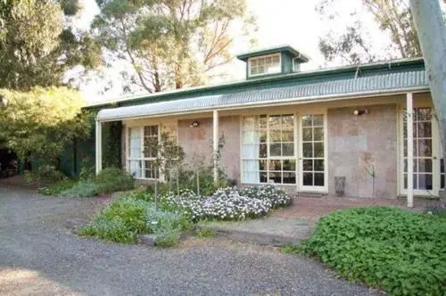 Holly Lane Mews - Yarra Glen