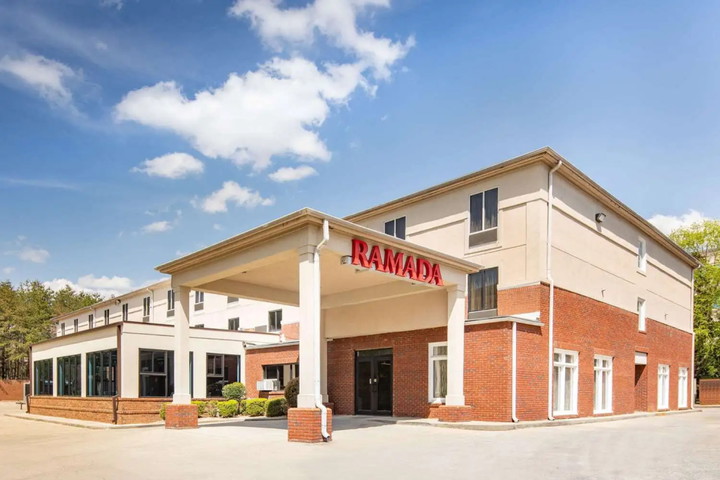 Ramada Limited Suites Alpharetta - Roswell, GA