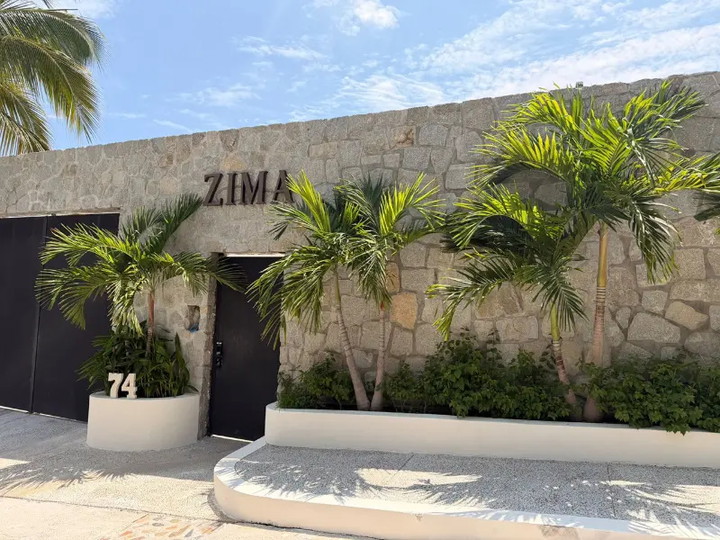 Zima Stays - Acapulco