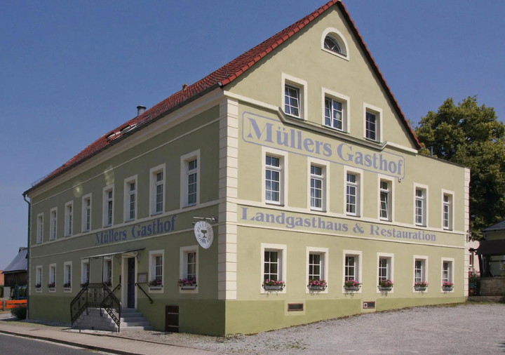 Hotel & Pension Müllers Gasthof - Dresden