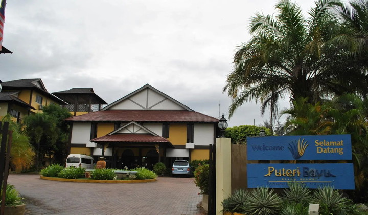Puteri Bayu Beach Resort - Pangkor Island