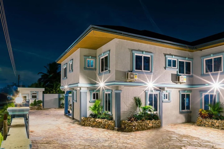 Bluegreen Guest House - Accra