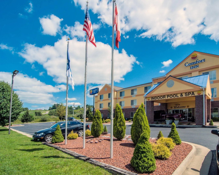 Comfort Inn & Suites Hillsville I-77 - Hillsville, VA