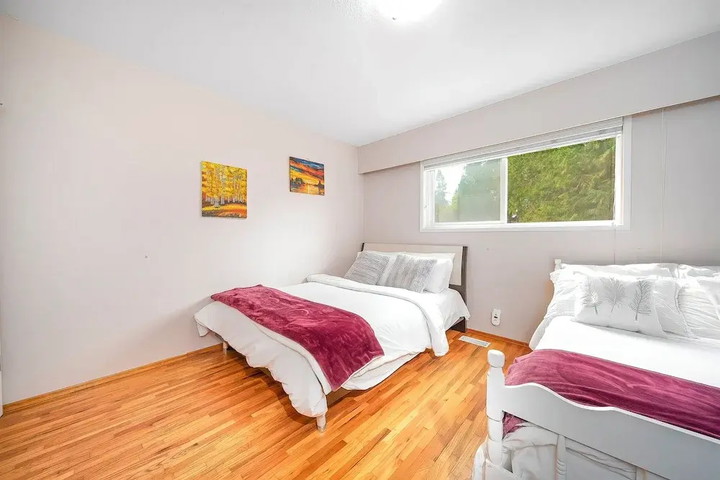 Cozy 3br Villa Garden View Beach - White Rock