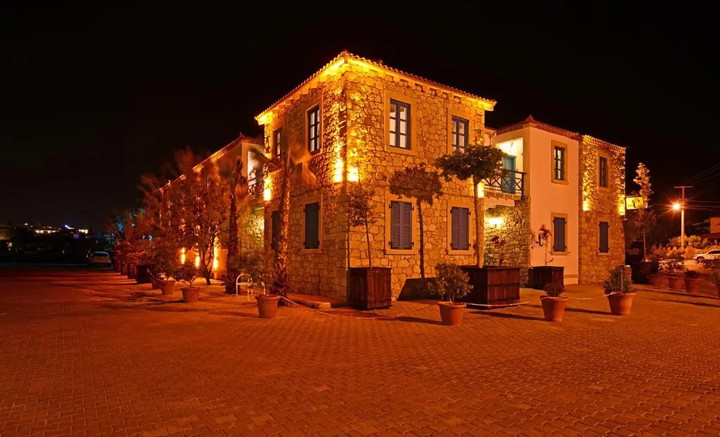 Bay C Hotel - Alaçatı