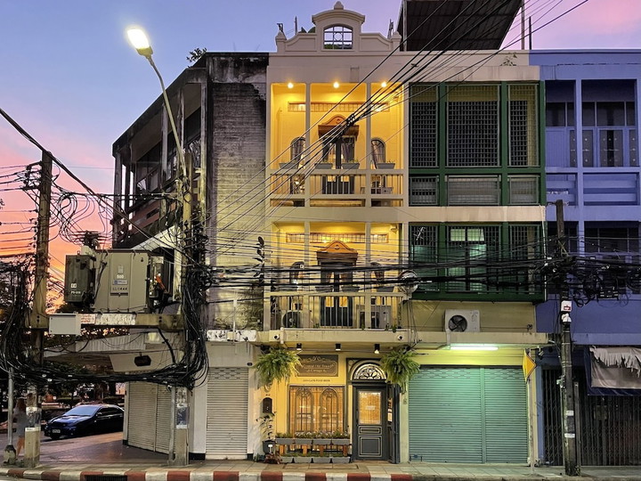 Central Old Town Cottage - 방콕