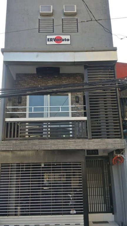Ervoruto Hostel Makati - Makati