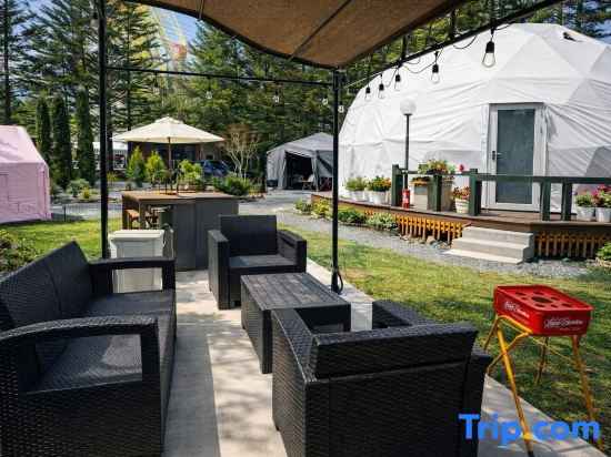 Forest Beneath The Ferris Wheel – Karuizawa Private Glamping Villa - 