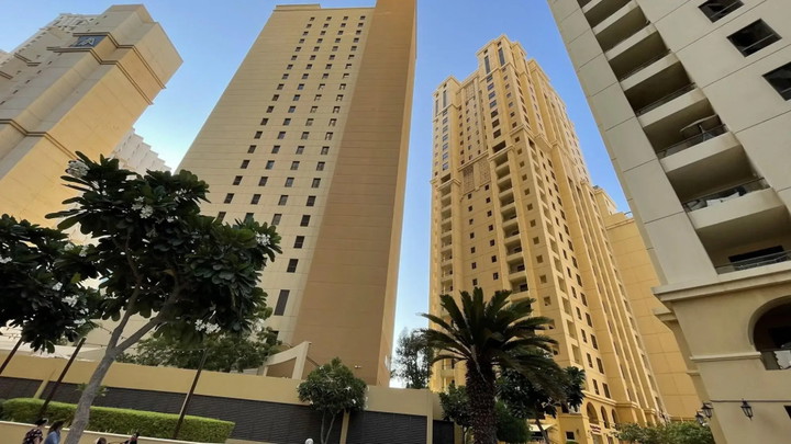 Route 66 Beach Hostel - Dubai Marina