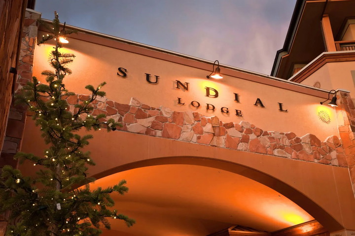 Sundial Lodge By All Seasons Resort Lodging - Utah