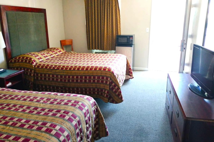 Budget Lodge By Oyo Portland West - Sherwood, OR