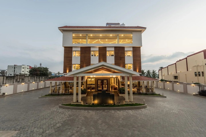 Hotel Aadrika - Chikmagalur
