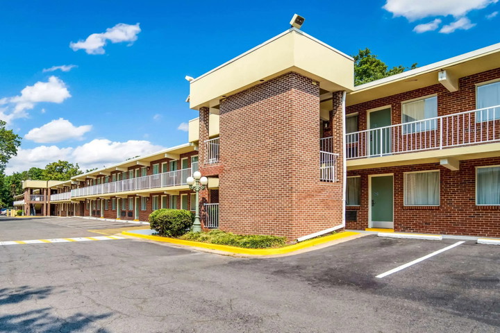 Quality Inn Mt. Vernon - Waldorf, MD