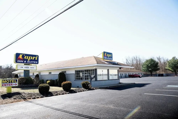 Capri Inn And Suites - Jackson Township, NJ