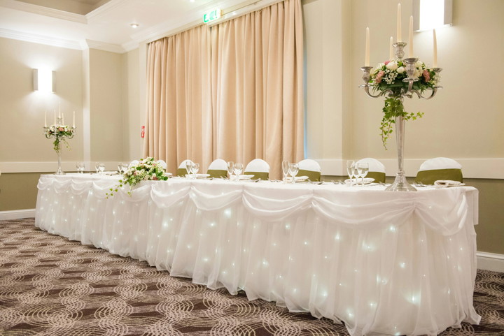 Holiday Inn Cardiff - North M4 By Ihg - Cardiff
