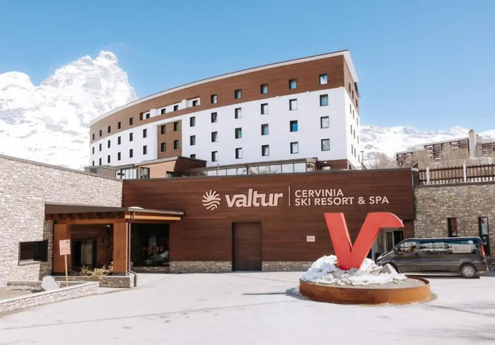 Valtur Cervinia Cristallo Ski Resort - Valtournenche