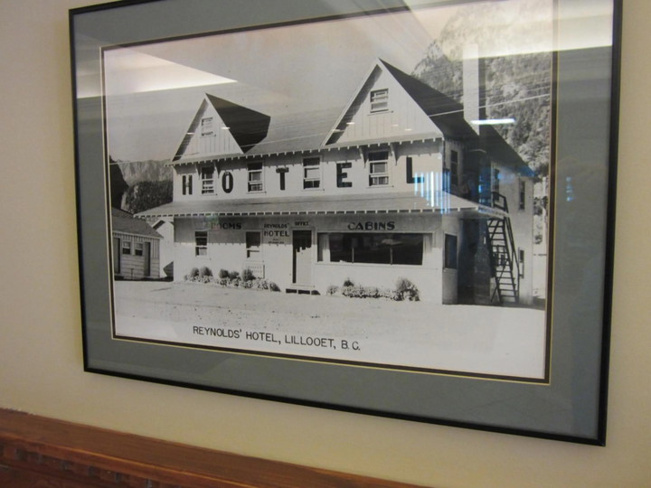 Reynolds Hotel - Lillooet