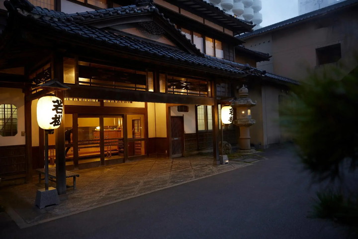 Wakamatsu Hot Spring Resort - Hokkaido