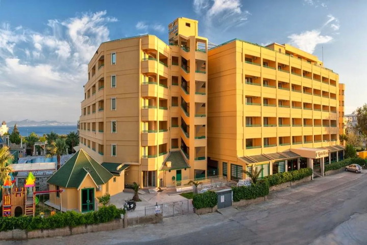 Esra Family Suite - Altınkum