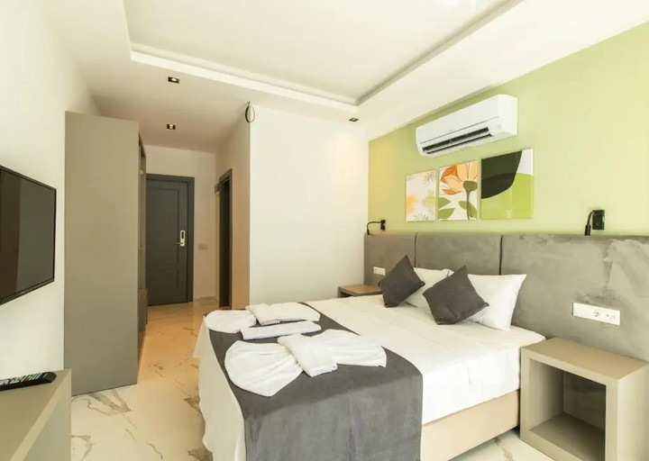 Leonis Hotel - Каш