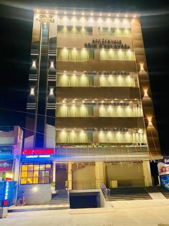 Pph Living Gnr Grand Luxury Rooms - Madanapalle