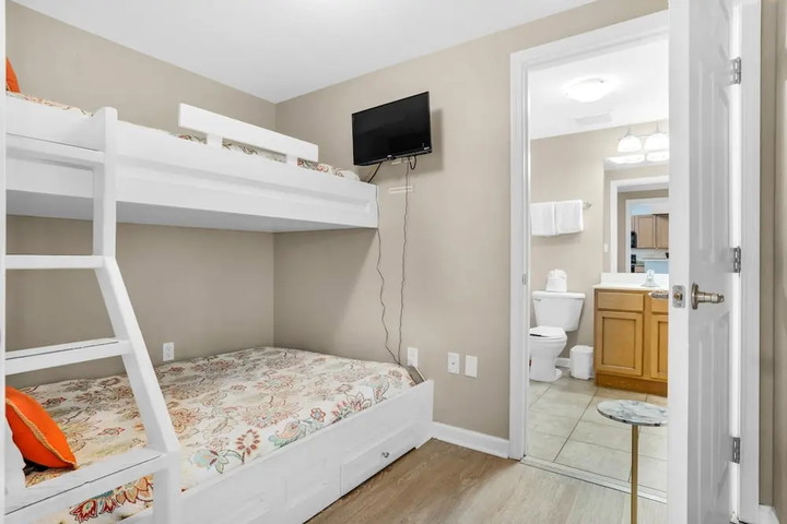 Palms Resort #1711 Jr. 2br - Destin, FL