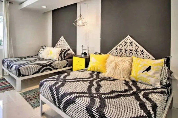 Amarillo House - Luxury Home With Pool Spa - Palm Springs, CA