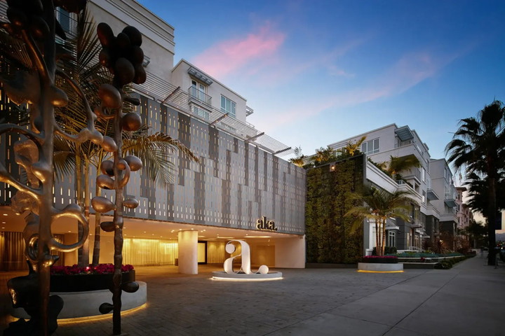 Aka Beverly Hills - Los Angeles