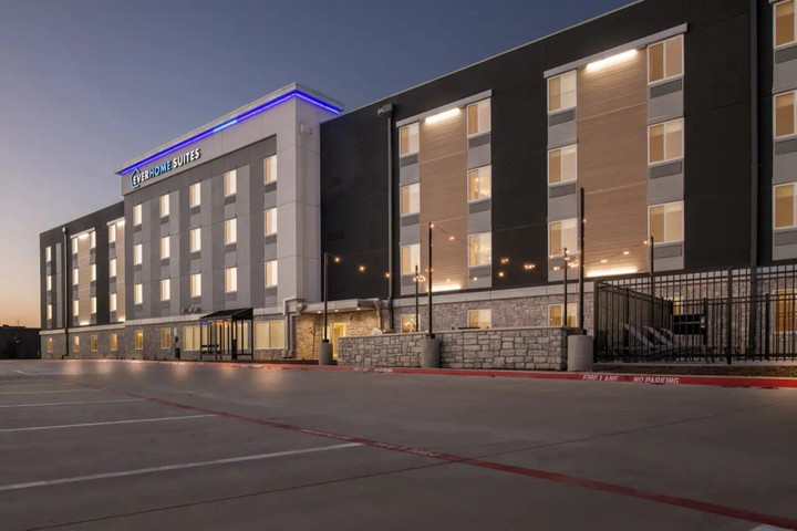 Everhome Suites Waco - Waco, TX