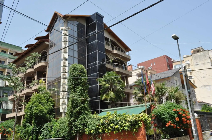 Vh Broad Way Tirana Center Hotel - Tirana